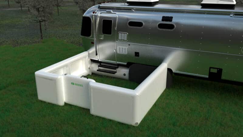 AirSkirts RV Pet Patio - RV Dog Containment Fence