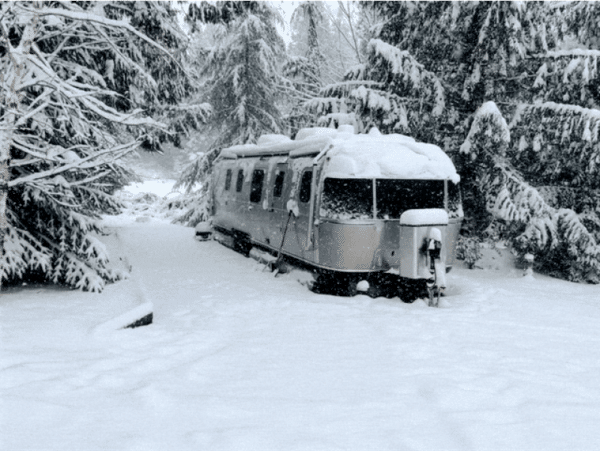 Buffer Pillow: Fill Gaps in Your RV Skirting Setup - AirSkirts